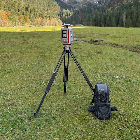 RIEGL VZ-4000i-25: Ultimate Long Range Laser Scanner - RIEGL USA
